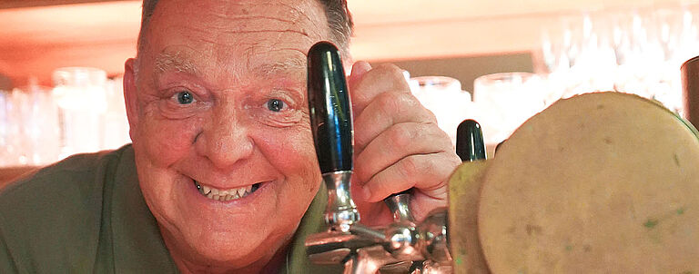 Don Clarke | „Auf ein Bier mit Don Clarke“ | Schmidtchen Theater ...