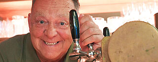 Don Clarke | „Auf ein Bier mit Don Clarke“ | Schmidtchen Theater ...